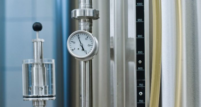 Why Are Tank Level Gauges Important for Accurate Monitoring? | UK ...